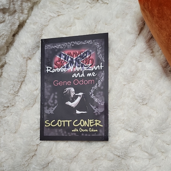 Lynyrd Skynyrd | Accents | Lynyrd Skynyrd Ronnie Van Zant And Me Book ...